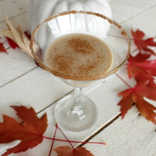 Autumn Chill Chai-Tea-Ni Martini {& 9 Festive Fall Drinks} | The Happy ...