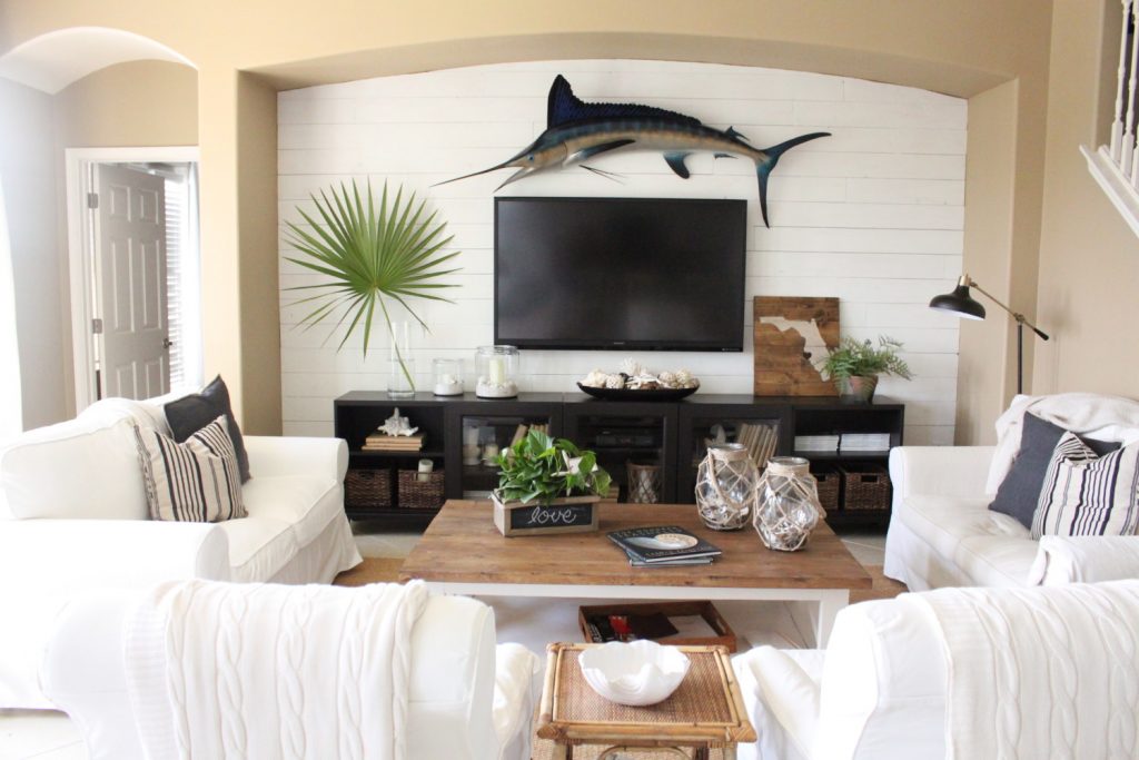 Simple Ways to Add a Beachy Feel to Your Home | The Happy Housie