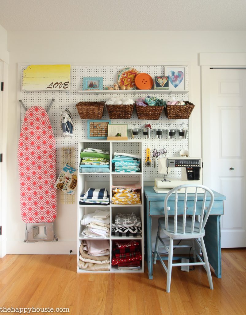 How to Organize a Craft Room Work Space | The Happy Housie