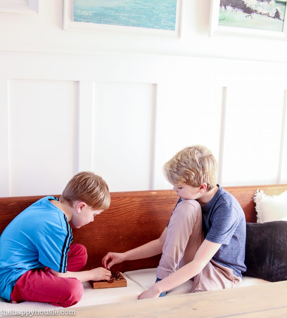 5 Ways to Unplug at Home | The Happy Housie