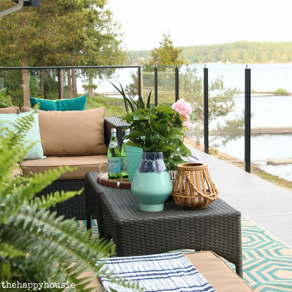 Summer Decorating Ideas for Outdoor Entertaining | The Happy Housie