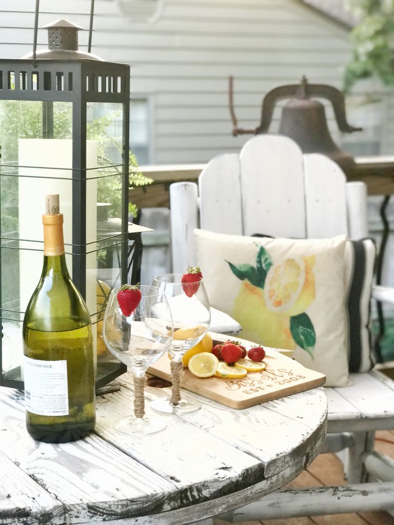 Summer Decorating Ideas for Outdoor Entertaining | The Happy Housie