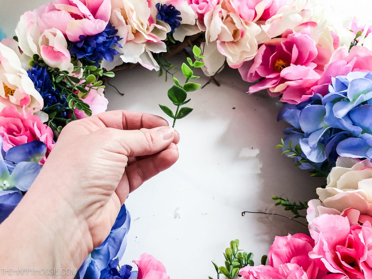 Floral Explosion Summer Dollar Store Wreath DIY | The Happy Housie