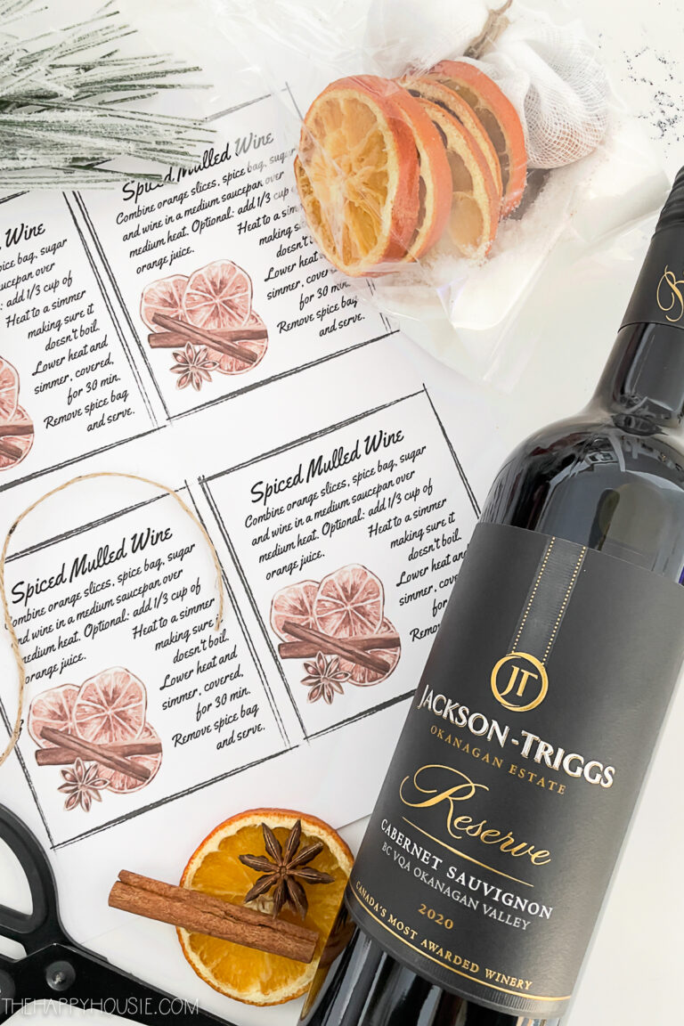 Spiced Mulled Wine DIY Gift Idea with Printable Tags | The Happy Housie